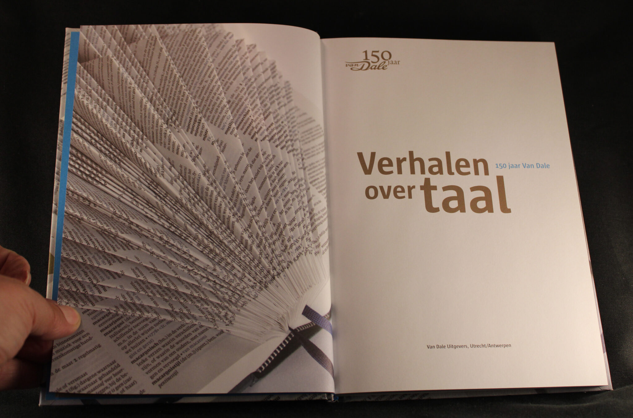 Verhalen over taal – Nieuw Elan in papier en beeld